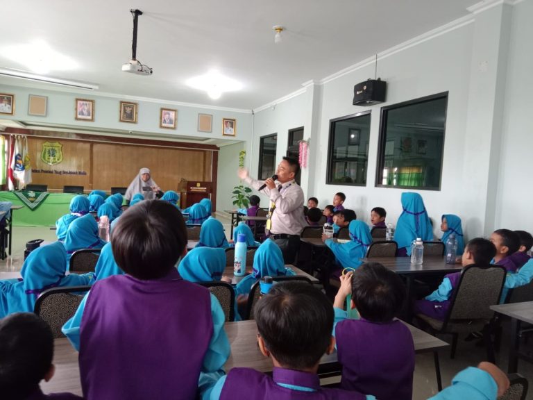 Program P5 di SD Muhammadiyah Metro: Ajak Siswa Mengenal Pola Makan ...